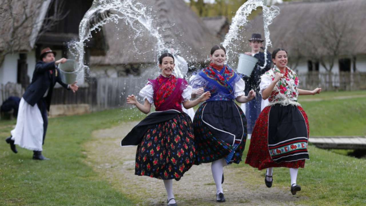 Happy Easter 2019: Check out how the festival is celebrated in and ...