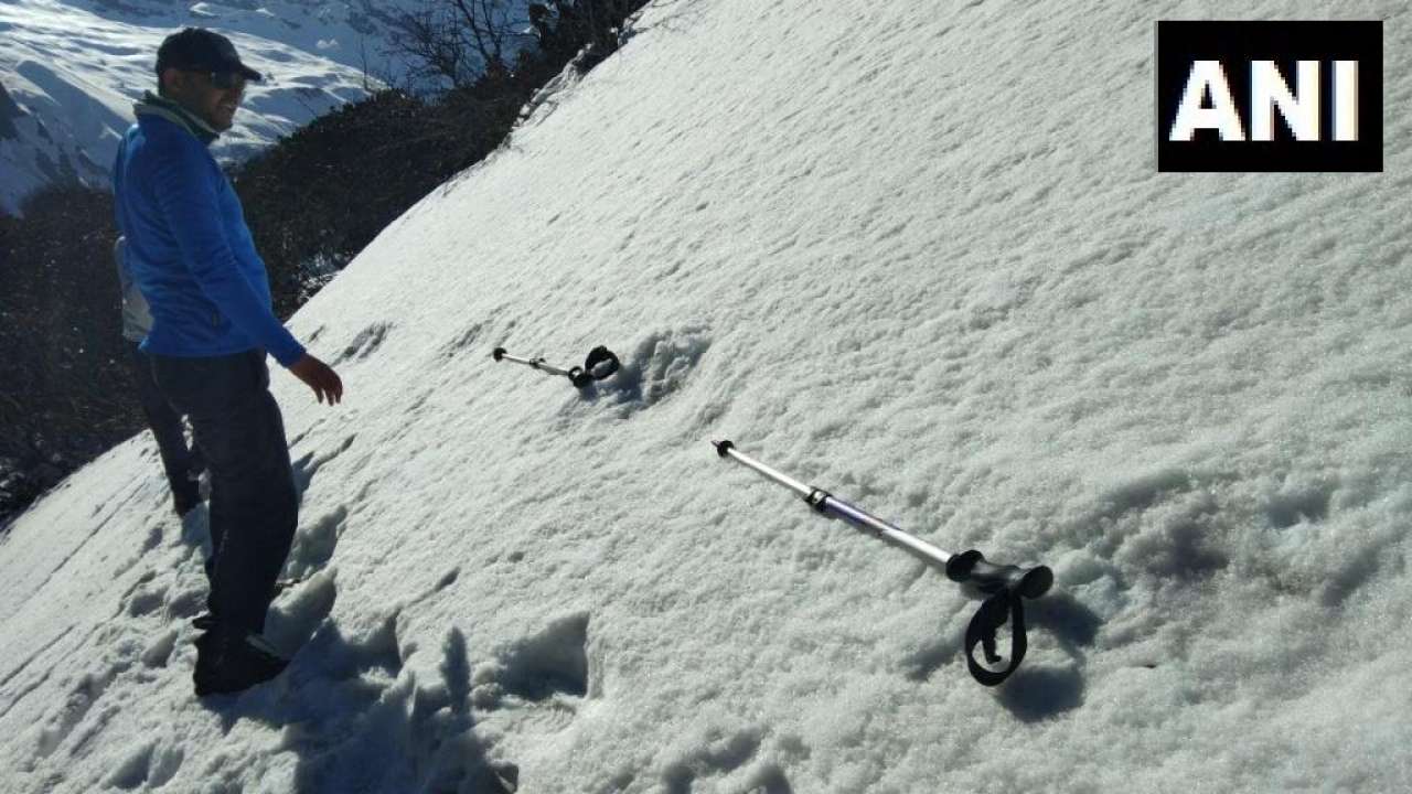 Indian Army shares new pics of 'Yeti footprint', hands over material to ...