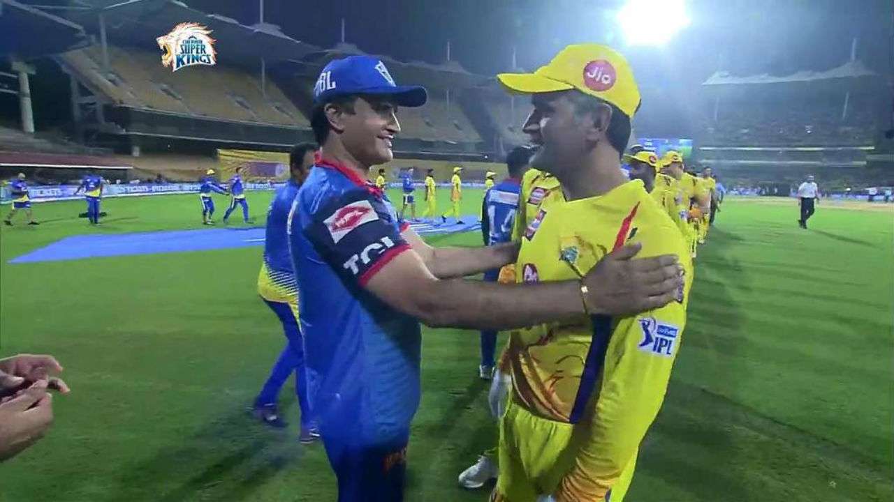 When Dhoni met Dada: Twitter reacts to MS Dhoni meeting Sourav Ganguly after CSK vs DC match in ...
