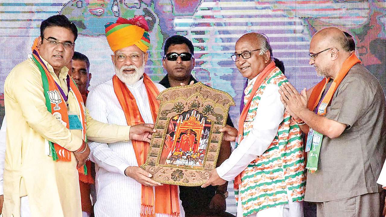 Congress crying for attention over surgical strikes, says PM Narendra Modi