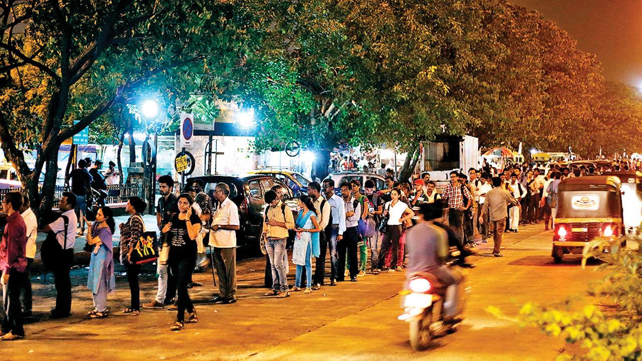 Shared autos flout traffic norms the most: Experts