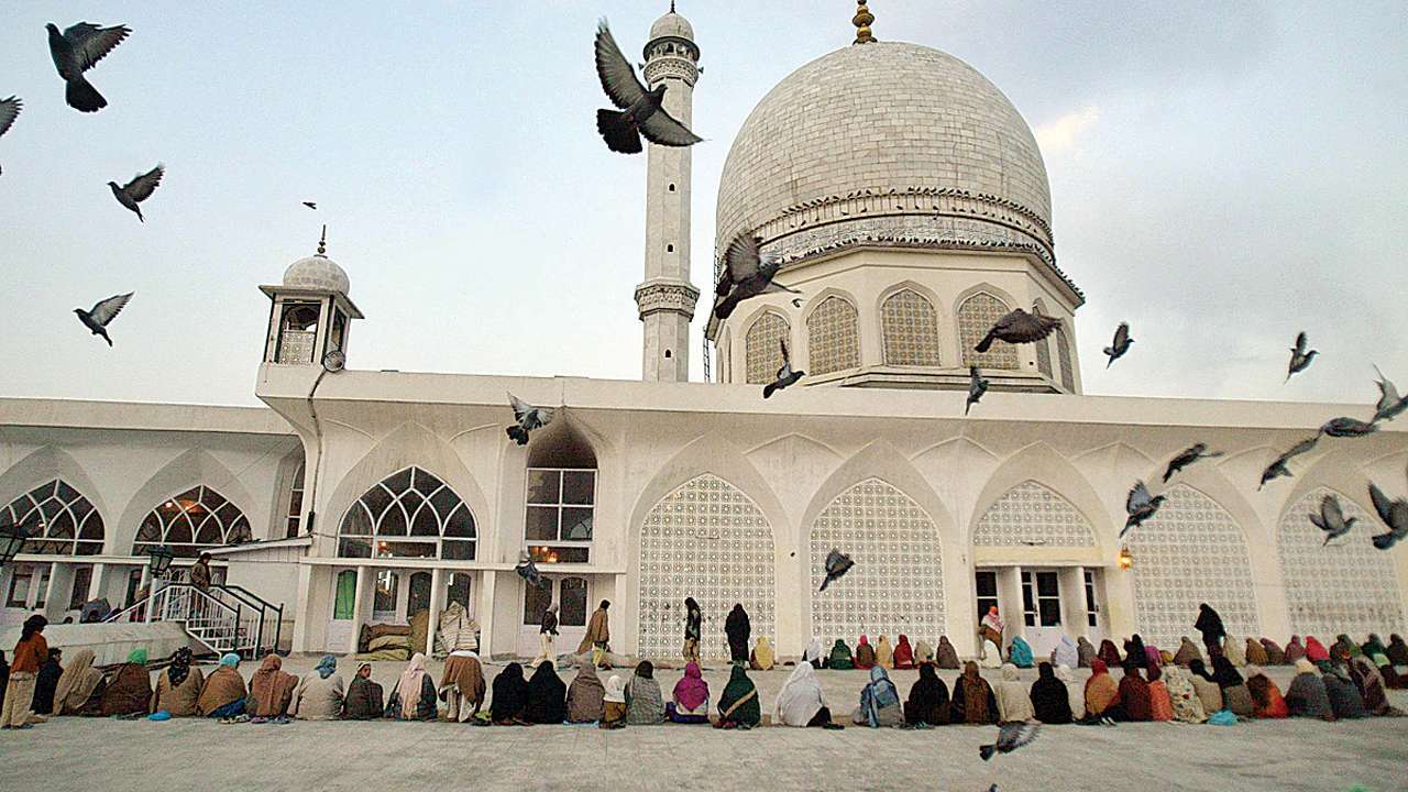 Ramzan 2019: Holy month to start from May 7, Iftar and sehri timing for ...