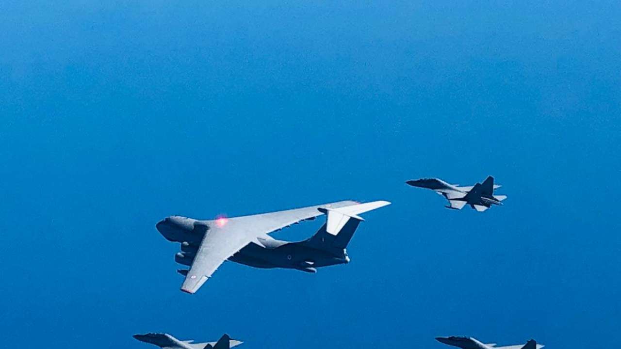 Exercise Garuda: IAF contingent with Su-30 MKI, C-17 lands at France's ...