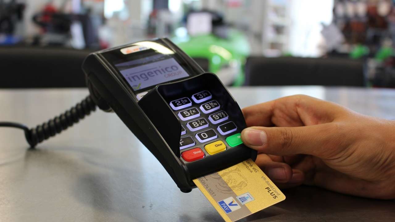 Spice Money's Micro ATM: How Noida-based FinTech company is helping ...