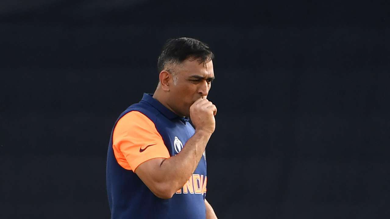 Why blame Dhoni? Fans defend MSD on Twitter with 'stats' over 'slow ...