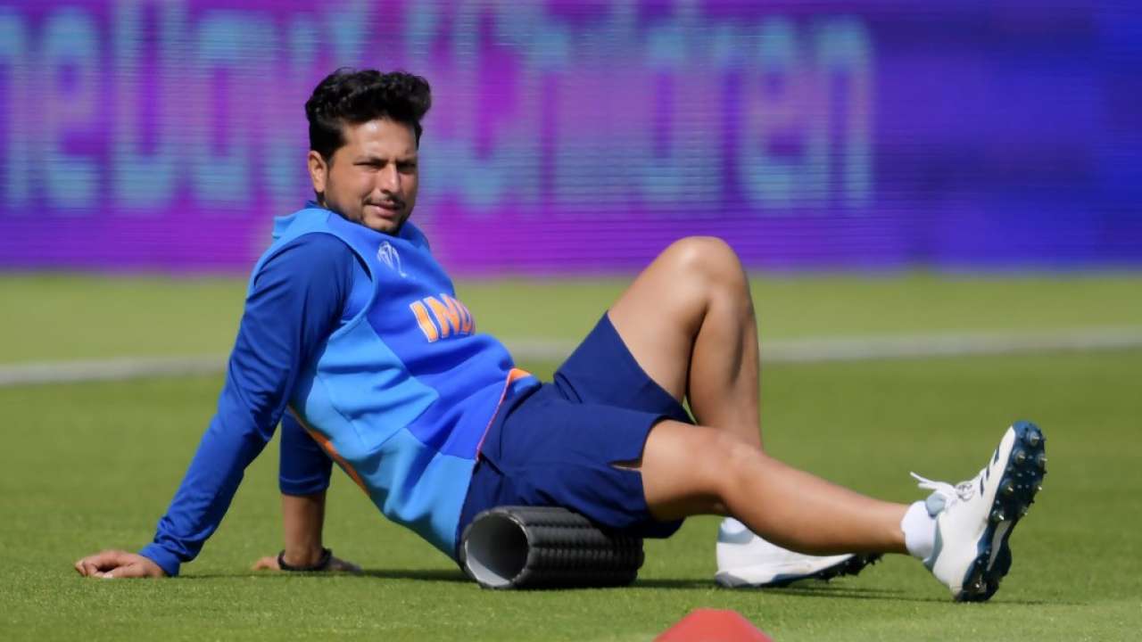 'DK is back from vacation': Twitter reacts as Dinesh Karthik finally ...