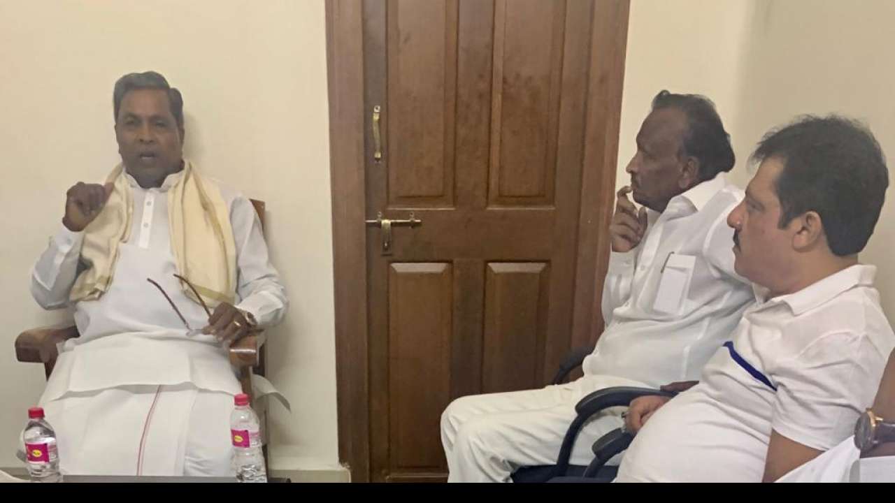 Karnataka Crisis: Cong start backchannel negotiations to keep flock ...