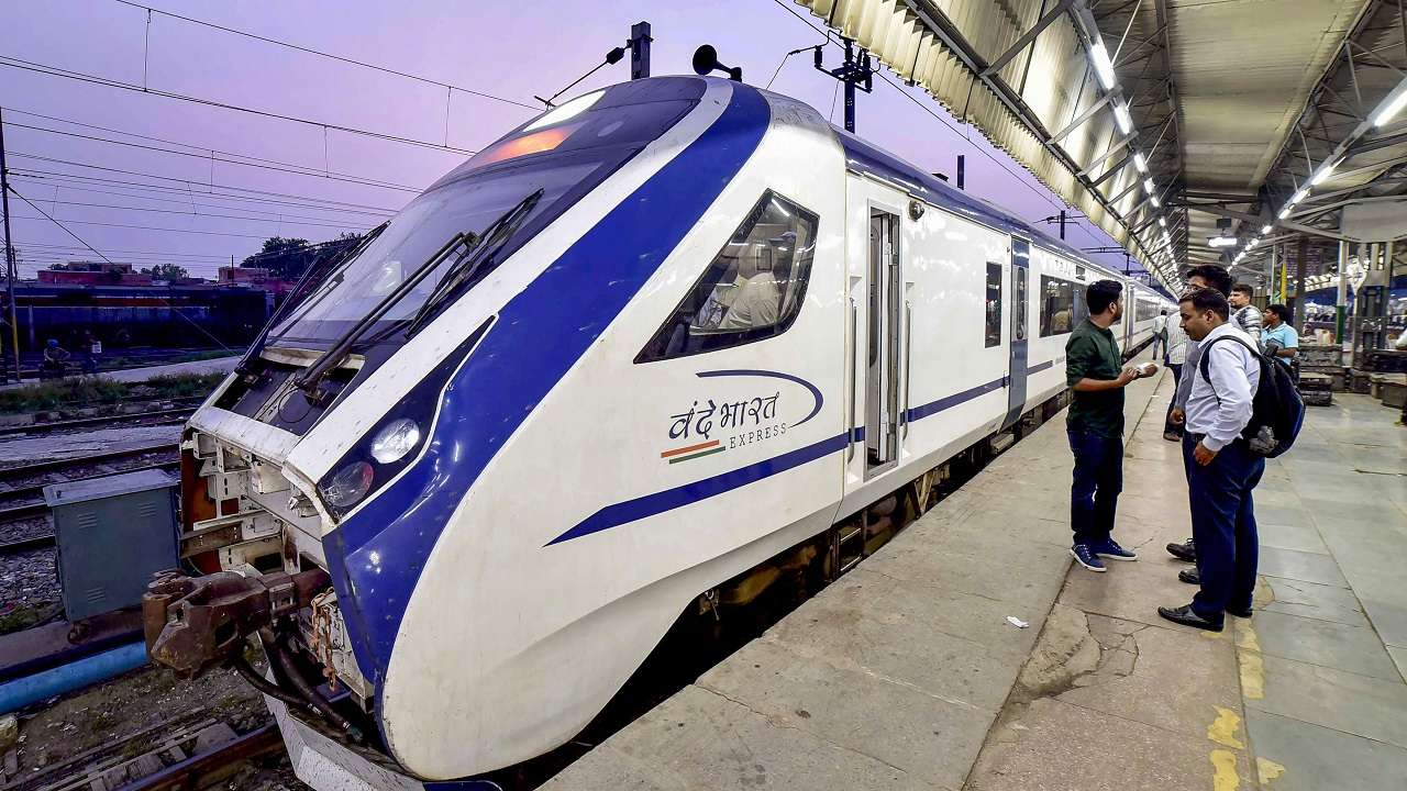 Train 18 for Vaishno Devi pilgrims: Vande Bharat completes Delhi-Katra ...