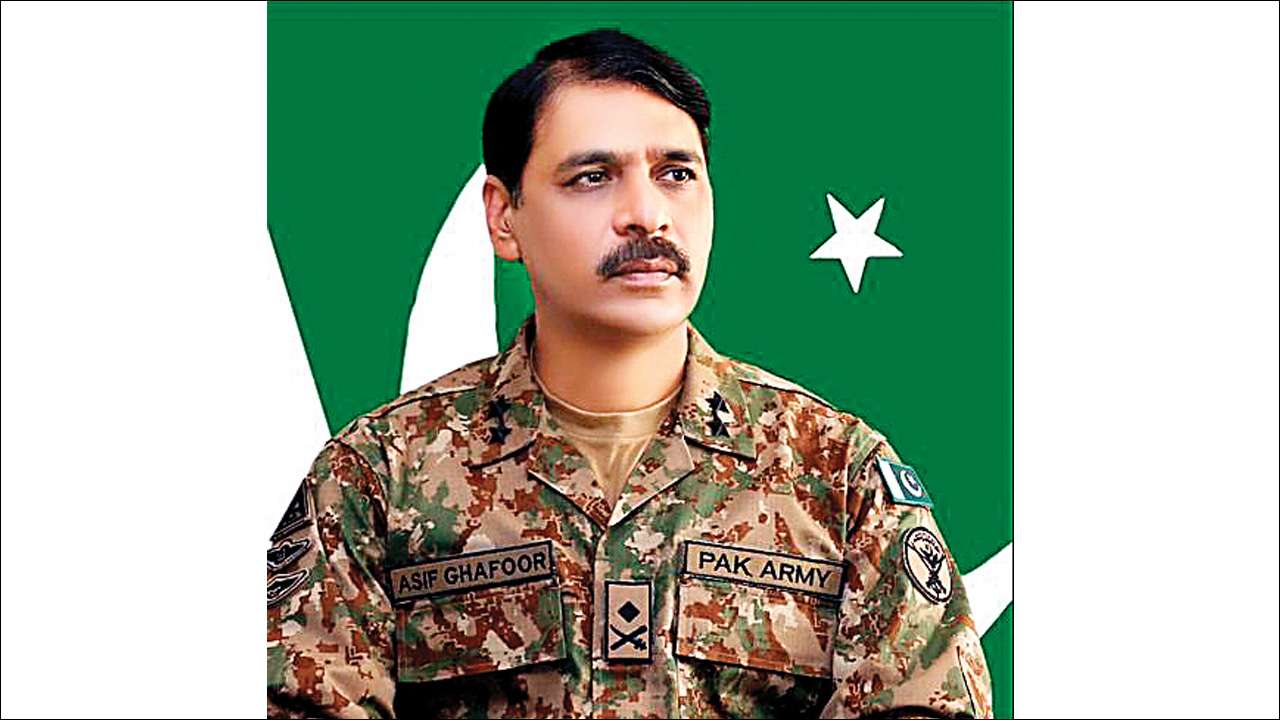 Pakistani army spokesman posts misleading clip