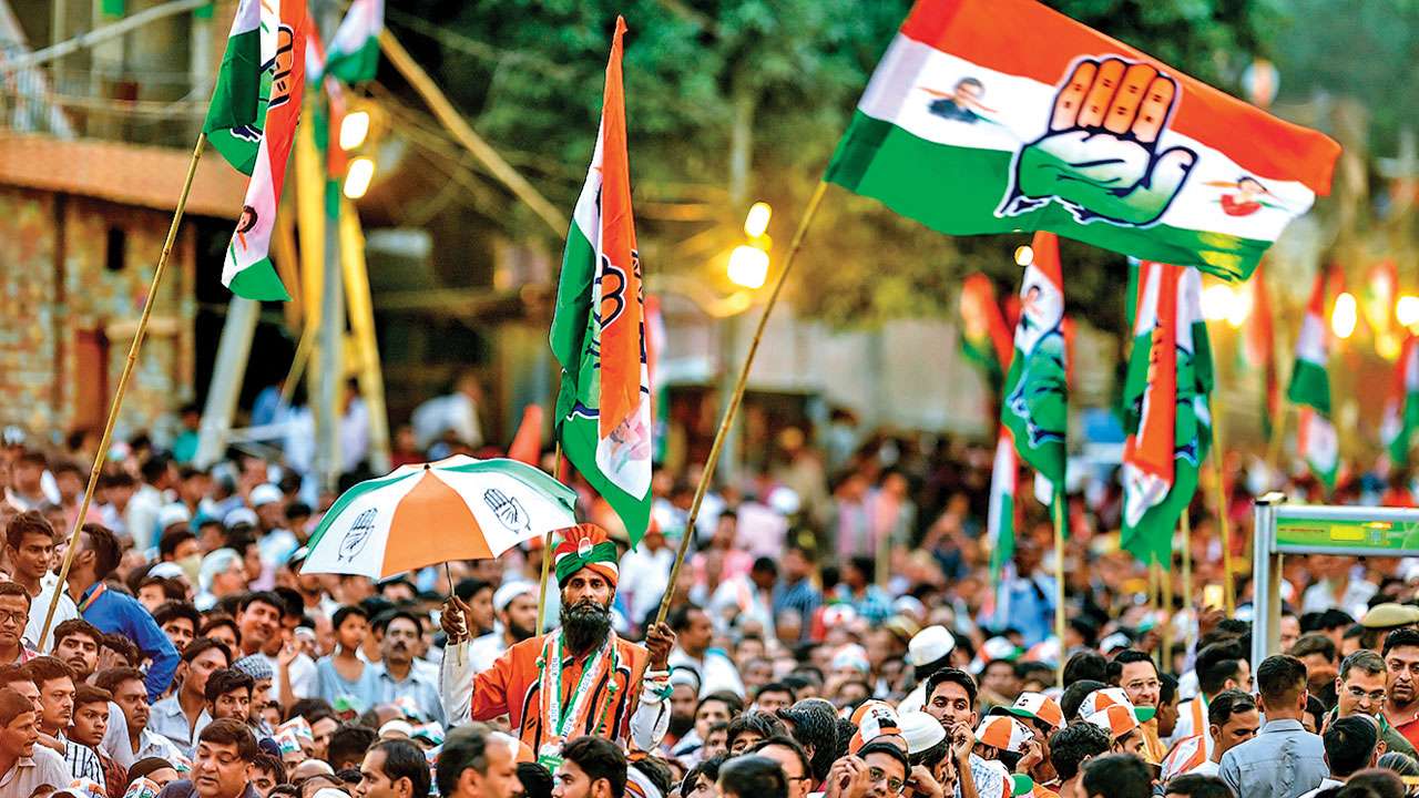 Over 900 suitors for Congress tickets in Maharashtra