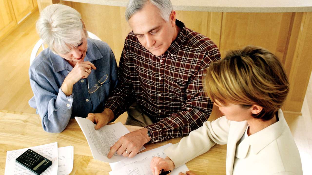 Invest a part of retirement funds in MF schemes