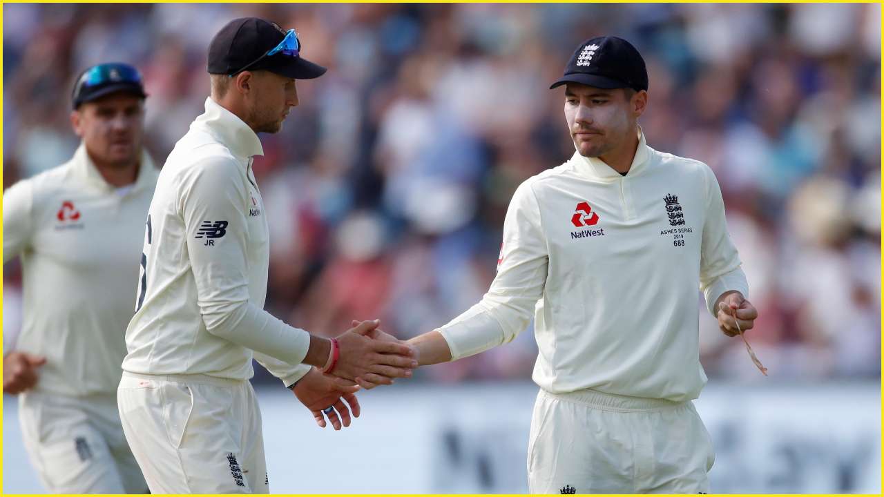 Ashes 2019: Australia set England daunting 359 runs to win and save series