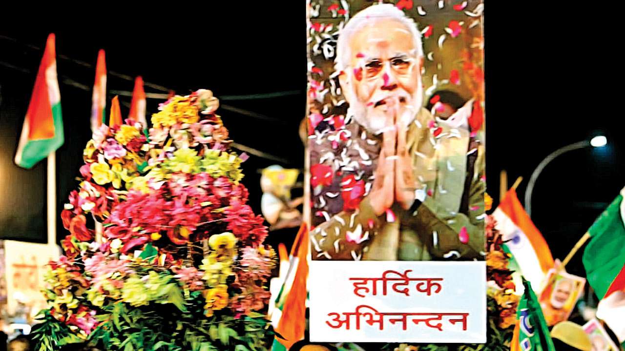 Prime Minister Narendra Modi arrives home from the United States, gets ...