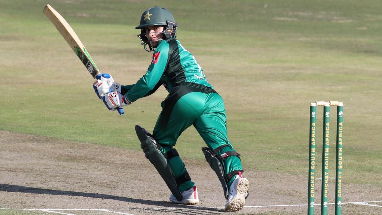 Women's Big Bash League: Nida Dar becomes first Pakistani woman to ...
