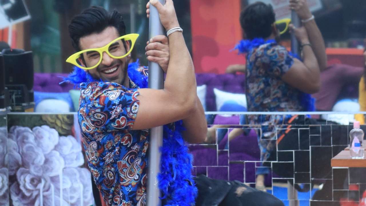 'Bigg Boss 13' Episode 29 Preview: Amidst brewing tension, Karisma ...