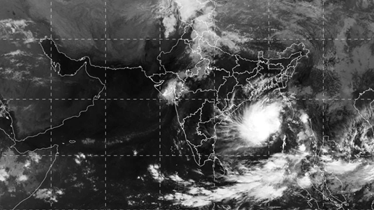 Cyclone 'Bulbul' likely to intensify into 'Severe' Cyclonic Storm, IMD ...