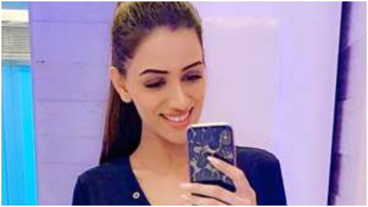 At 9 months pregnant, TV actress Smriti Khanna shares heart-warming ...