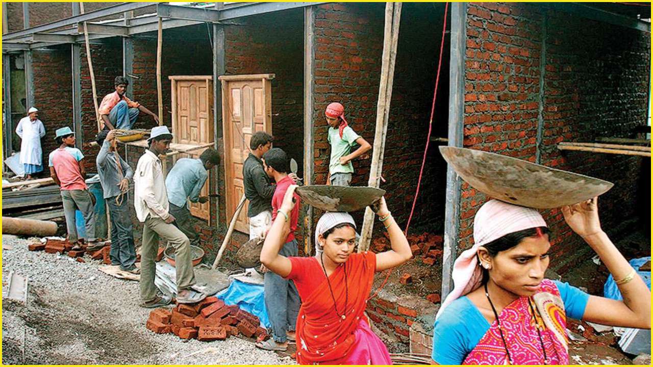 Coronavirus lockdown: 20 control rooms set up by govt to address wage ...