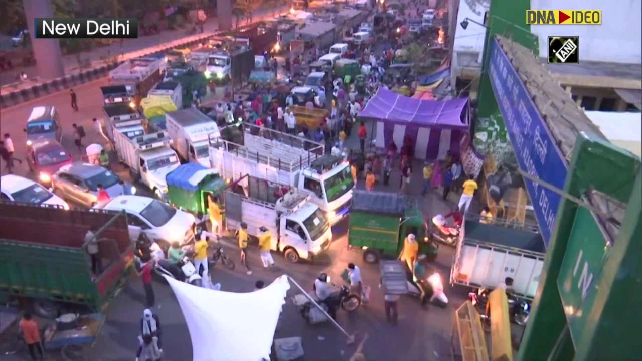 Heavy traffic witnessed in Delhi’s Azadpur Sabzi Mandi
