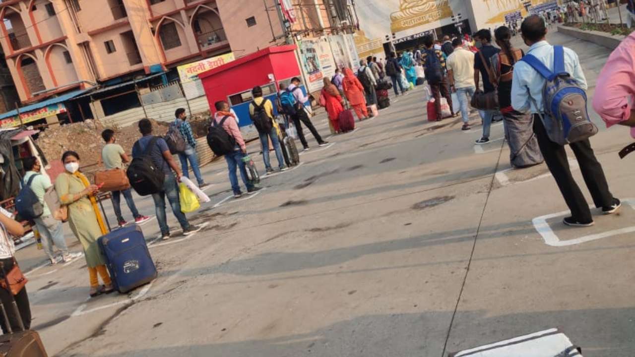 India in lockdown over coronavirus: Day 53 in pictures