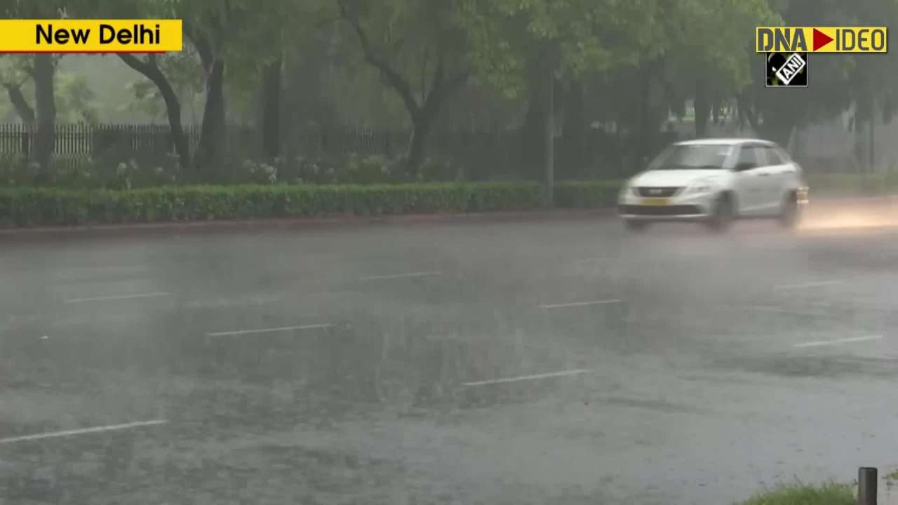 Rain lashes parts of Delhi