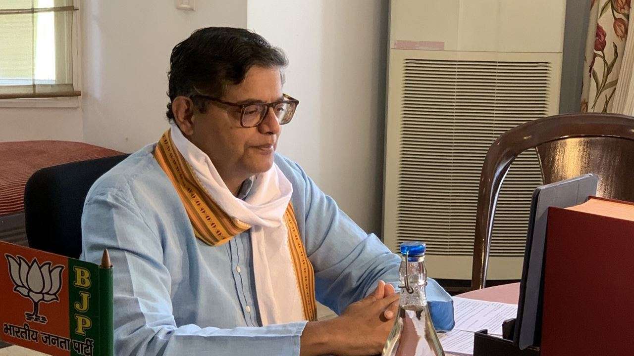 Some Bollywood celebrities have verifiable links to ISI, Pak Army: BJP ...