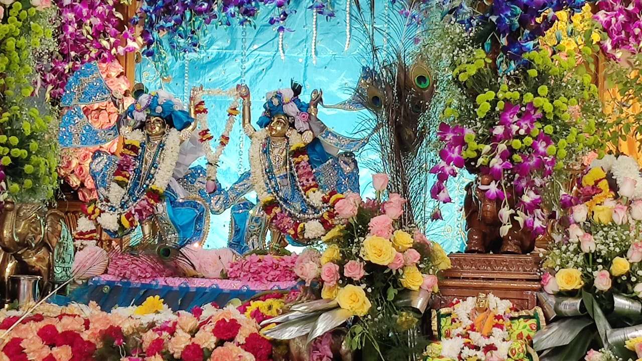 Krishna Janmashtami 2020: Prayers offered at ISKCON temple in Delhi ...