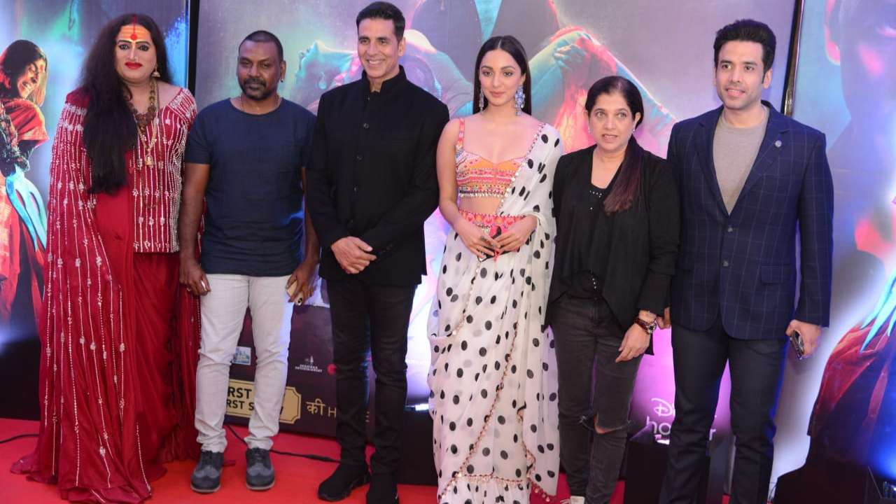 Photos: Akshay Kumar, Kiara Advani make grand entry at 'Laxmii ...