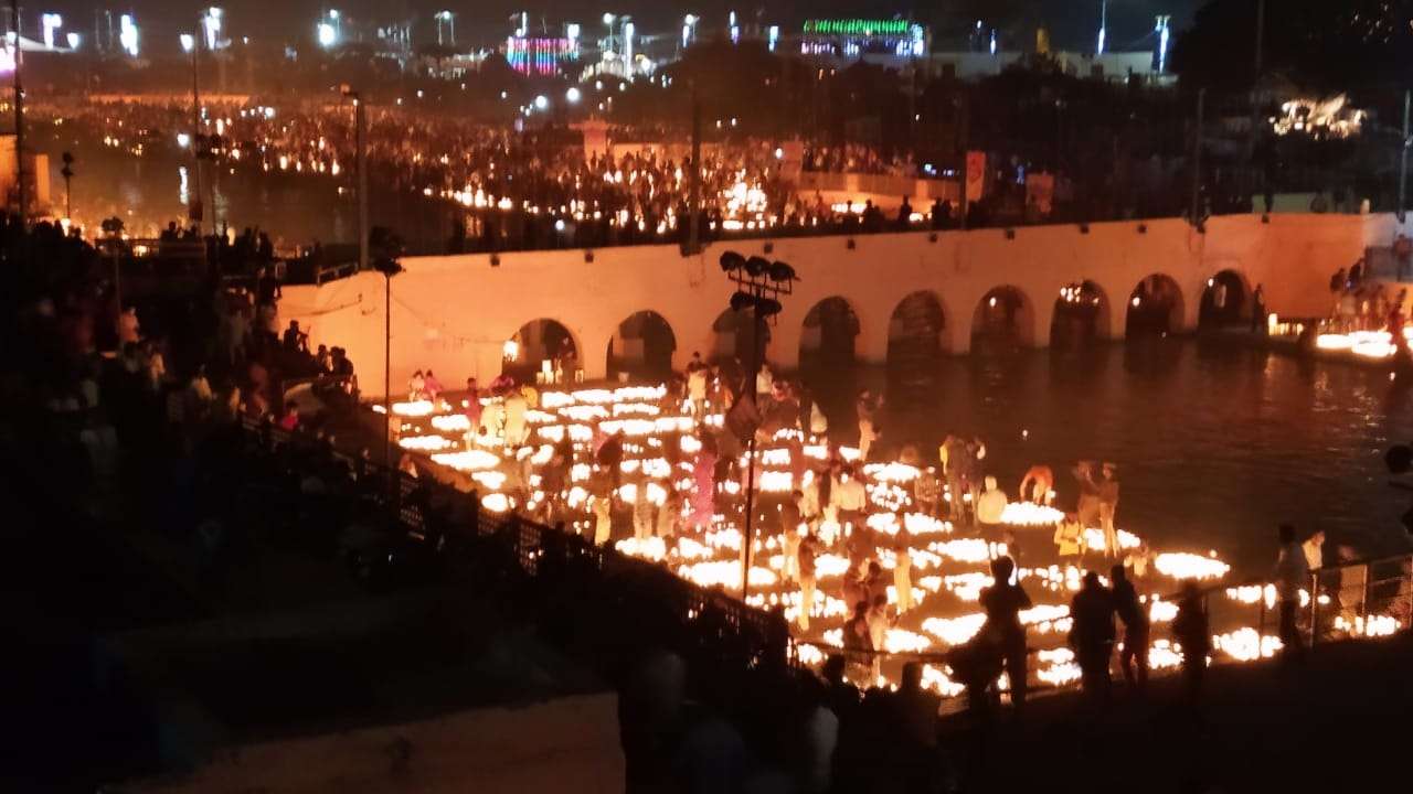 Ayodhya Deepotsav 2020: Grand celebrations turn temple town into city ...