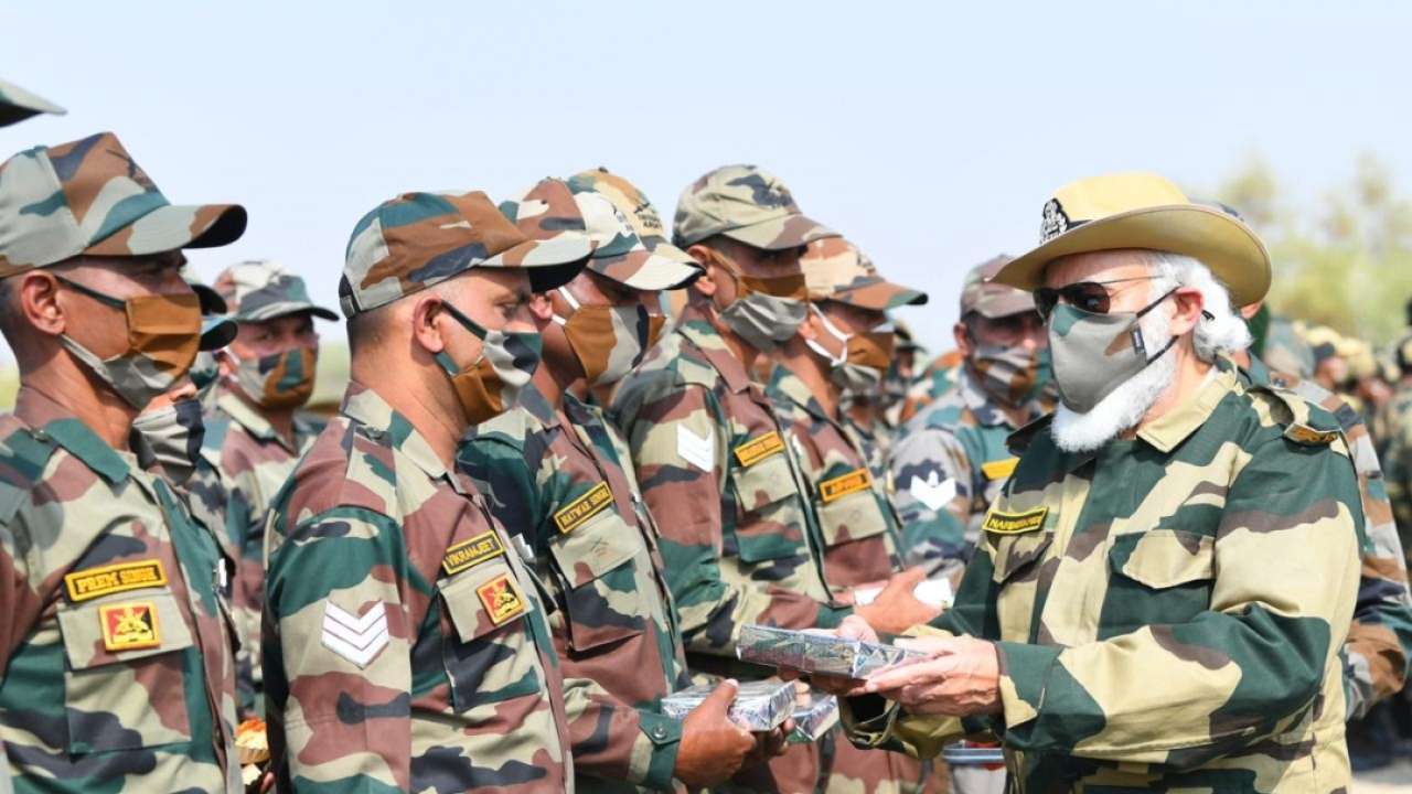 Buy narendra modi army dress photos cheap online