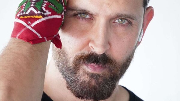 'Beardo' Hrithik Roshan reveals his after-shave look; check out video