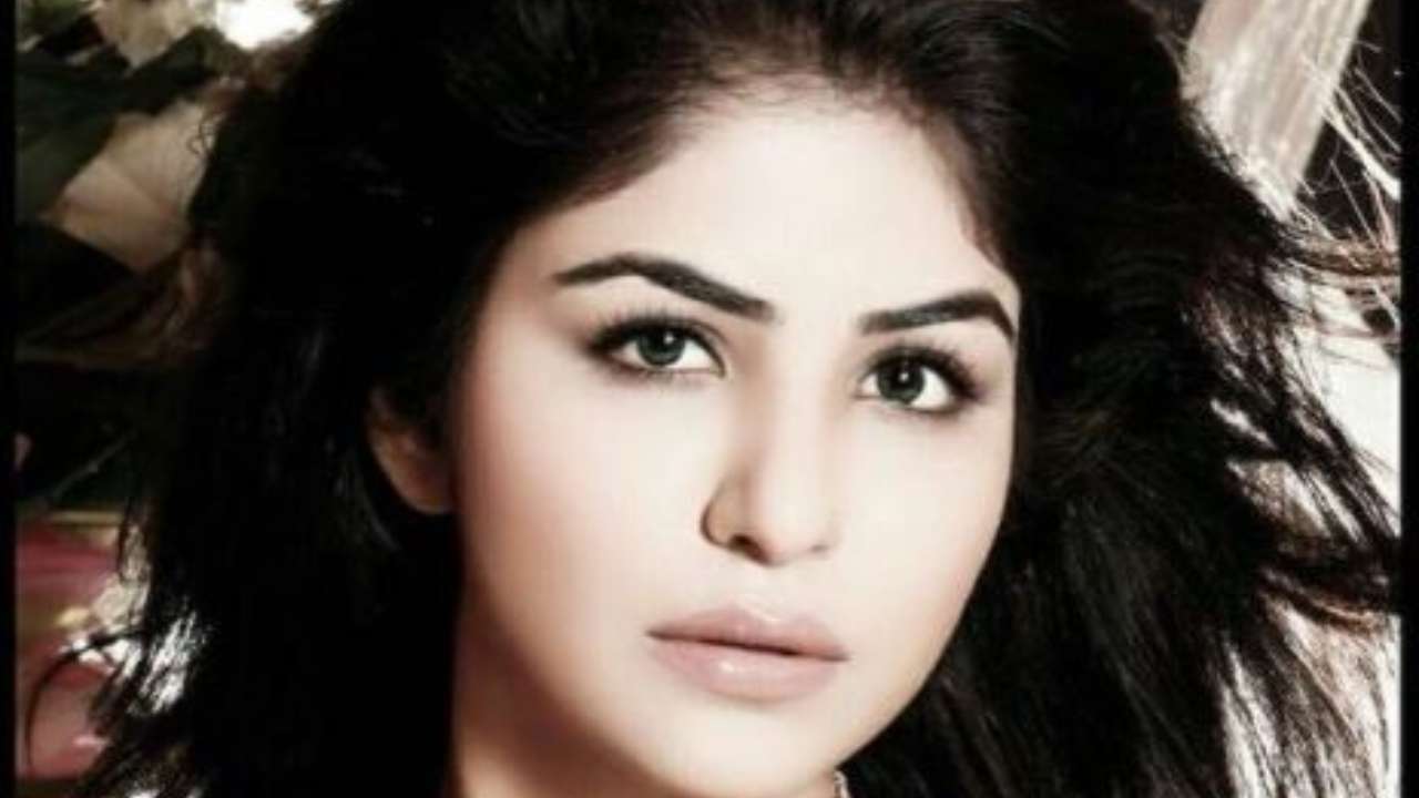 'Not sure when I'll be able to walk again': 'Fan' actor Shikha Malhotra ...