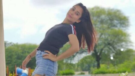 Who is Parul Arora? The gymnast who aces backflips in a saree