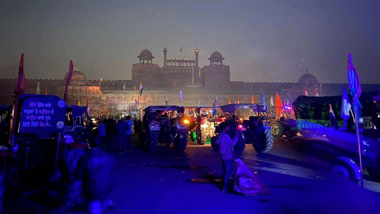 Red Fort breached: How rioters damaged cameras, vandalised ticket ...