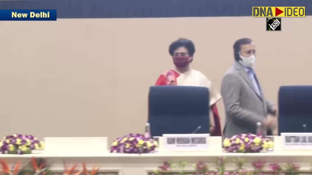 Prakash Javadekar felicitates women COVID warriors Prakash Javadekar felicitates women COVID warriors