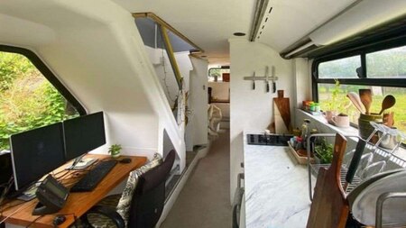This couple turned double-decker bus into luxury home, check amazing photos
