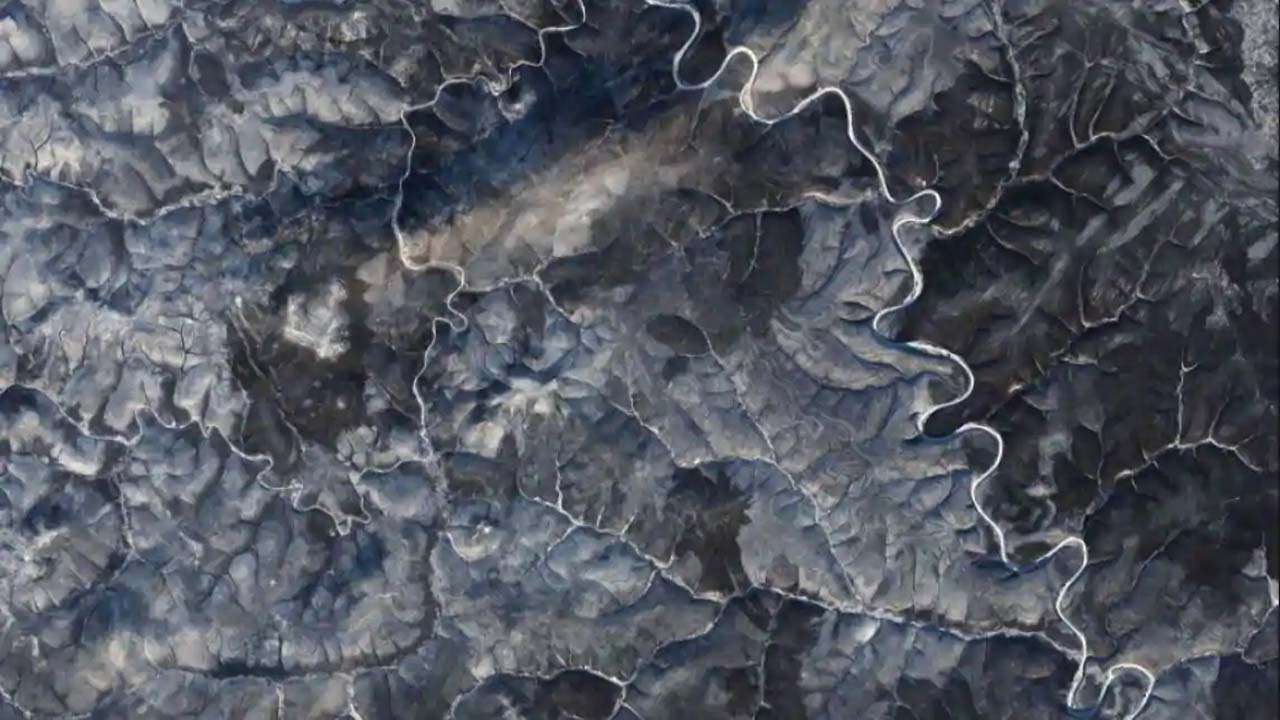 NASA shares images of odd landscape near Markha River in Siberia ...