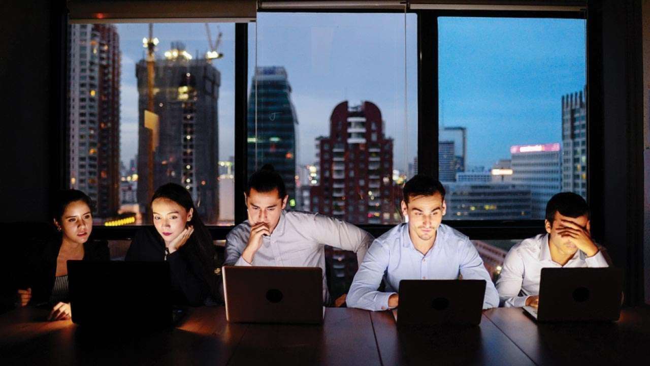 Unstable work life leads to future mental health problems in youth
