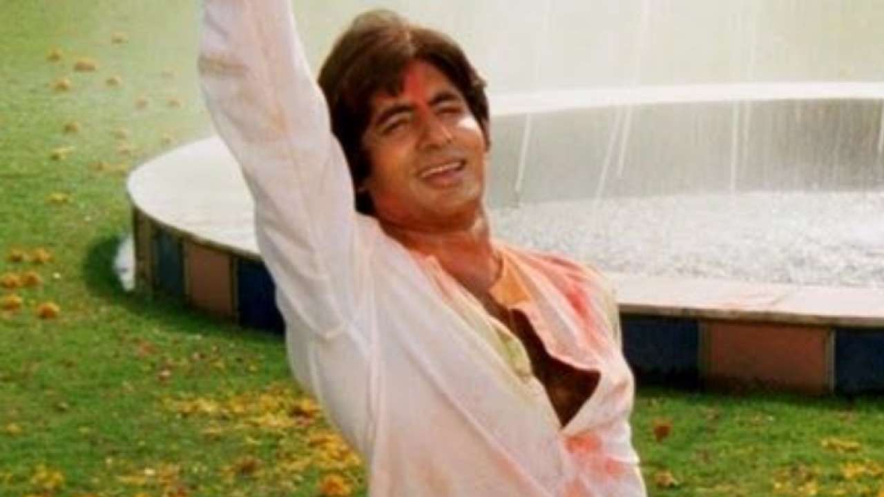 From Amitabh Bachchan's 'Rang Barse' to Ranbir-Deepika's 'Balam ...