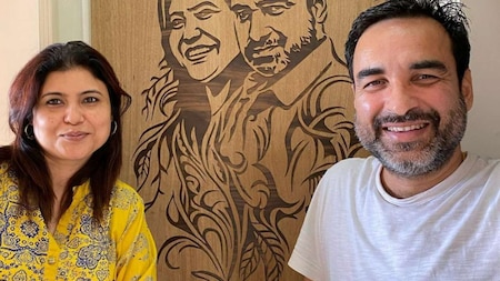Meet Mridula Tripathi, the beautiful wife of Pankaj Tripathi and their ...
