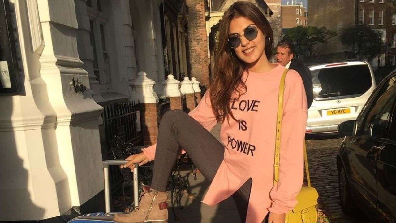 Happy Birthday Rhea Chakraborty: From her MTV VJ days, Bollywood debut ...
