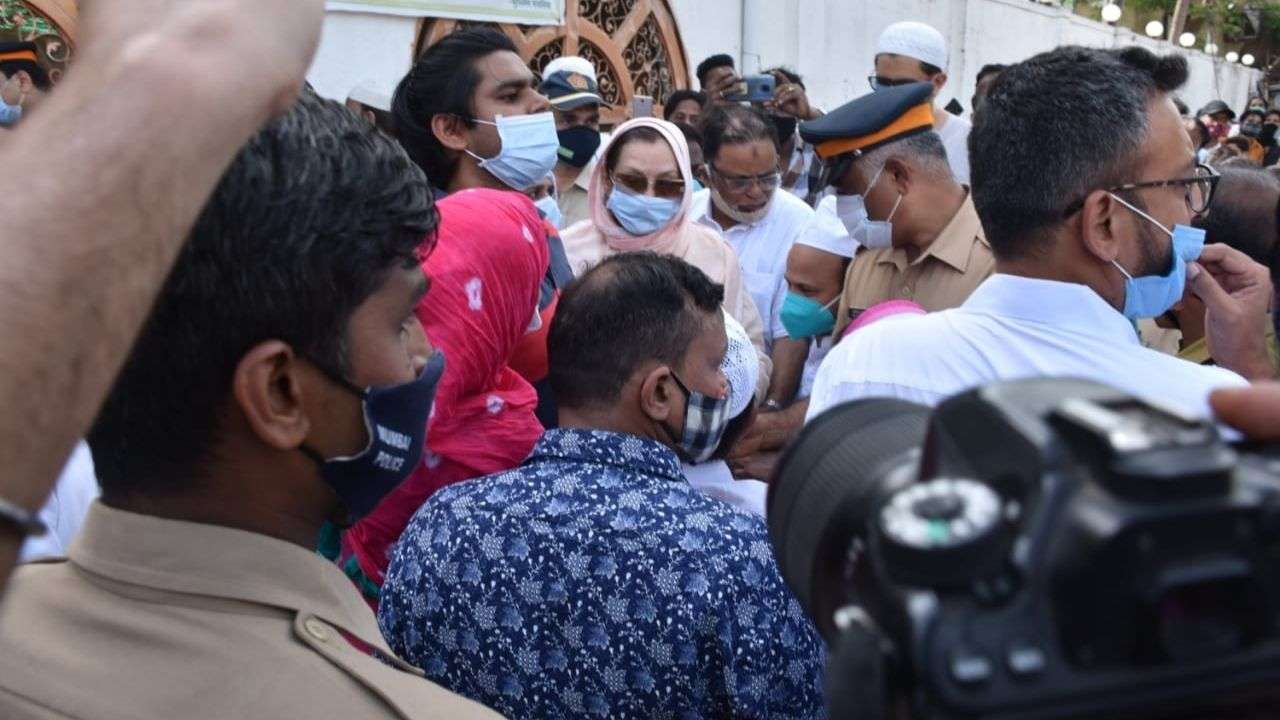 RIP Dilip Kumar: Legendary actor laid to rest with full state honours ...