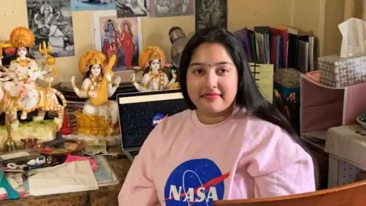 NASA intern trolled for her faith, netizens come to her rescue