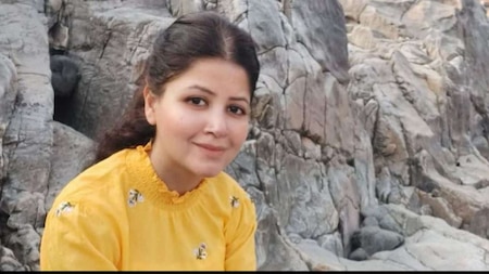 Meet IPS officer Simala Prasad, who has cleared UPSC in first attempt and acted in Bollywood ...