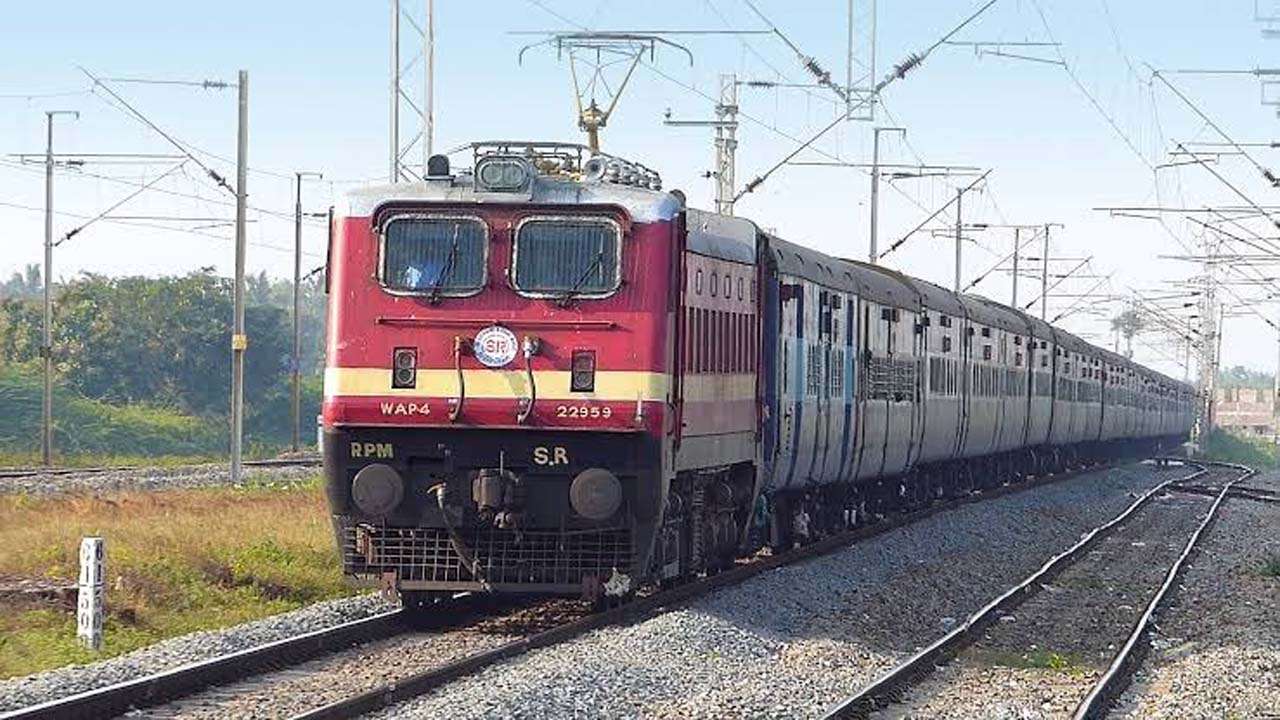 Indian Railways to add additional coaches to 27 pairs of trains due to ...