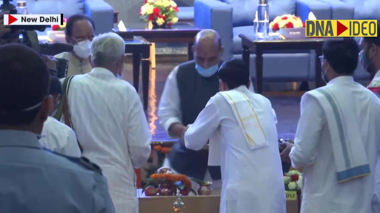 Defence Minister performs ‘Shashtra Pujan’ at DRDO campus on Vijayadashami
