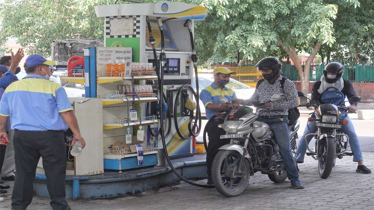 Petrol, diesel rates today: Fuel prices remain unchanged - Check city ...