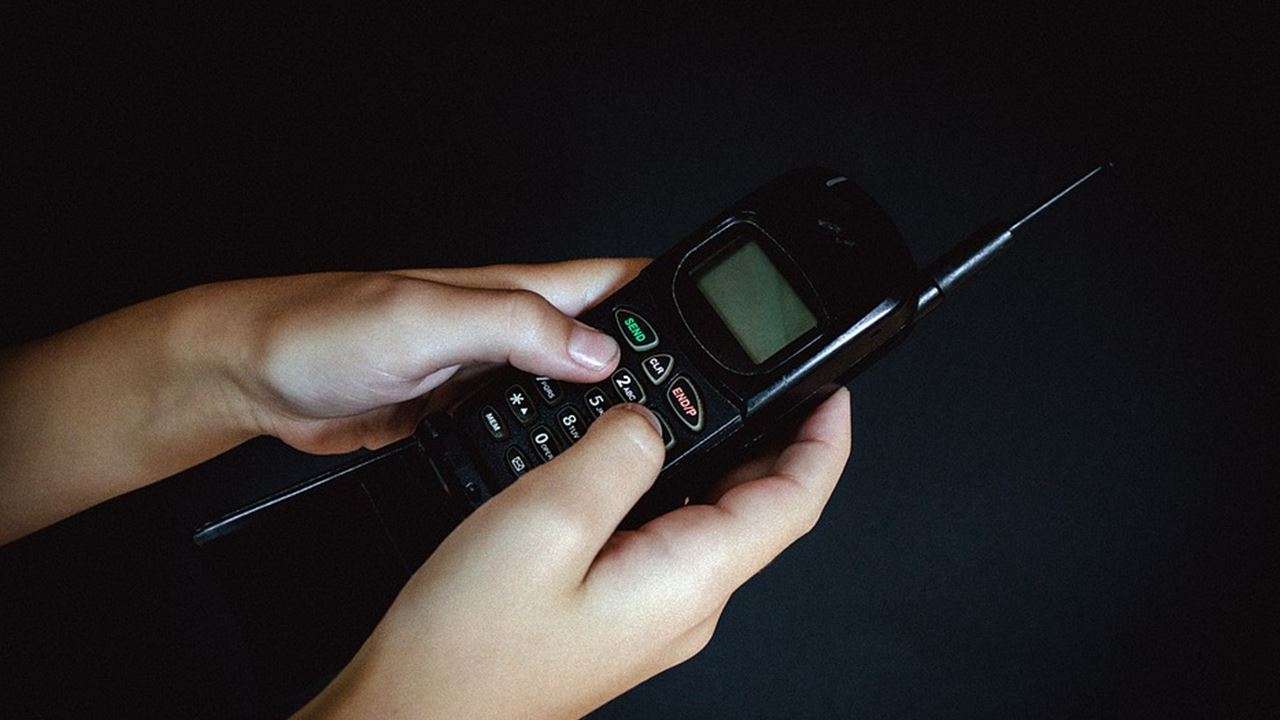 World's first SMS from 1992 to be auctioned, here's what it reads