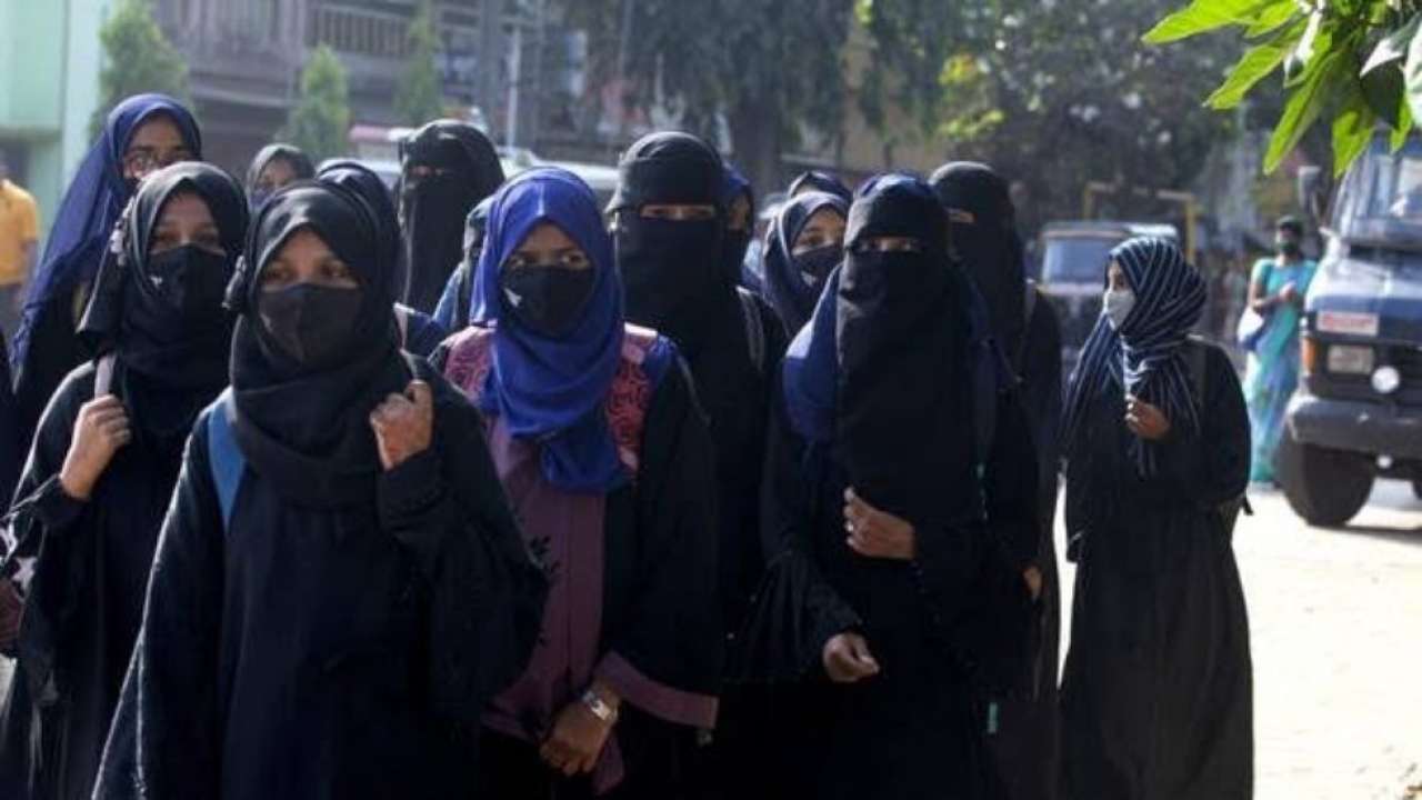 Hijab row: Karnataka bans gatherings, protests near schools, colleges ...