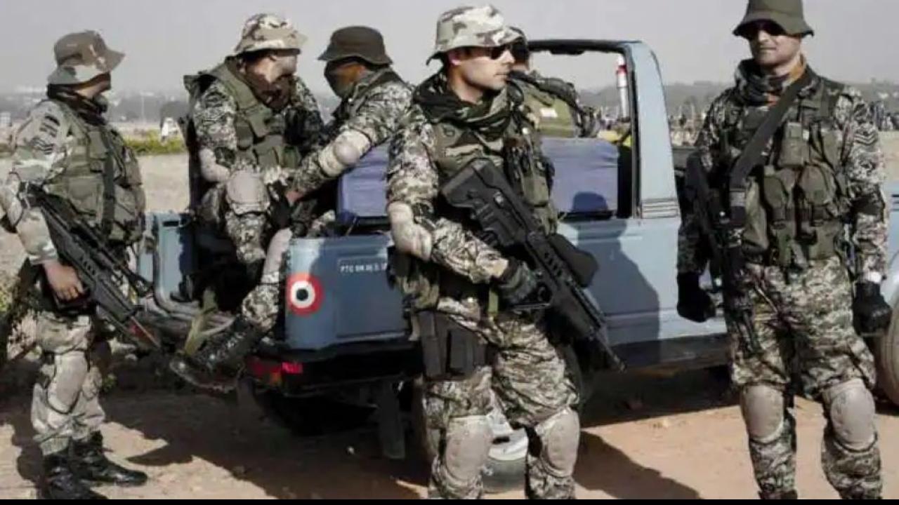 कैसे तैयार होती है भारत की 'Garud Commando Force', जानिए ट्रेनिंग से ...
